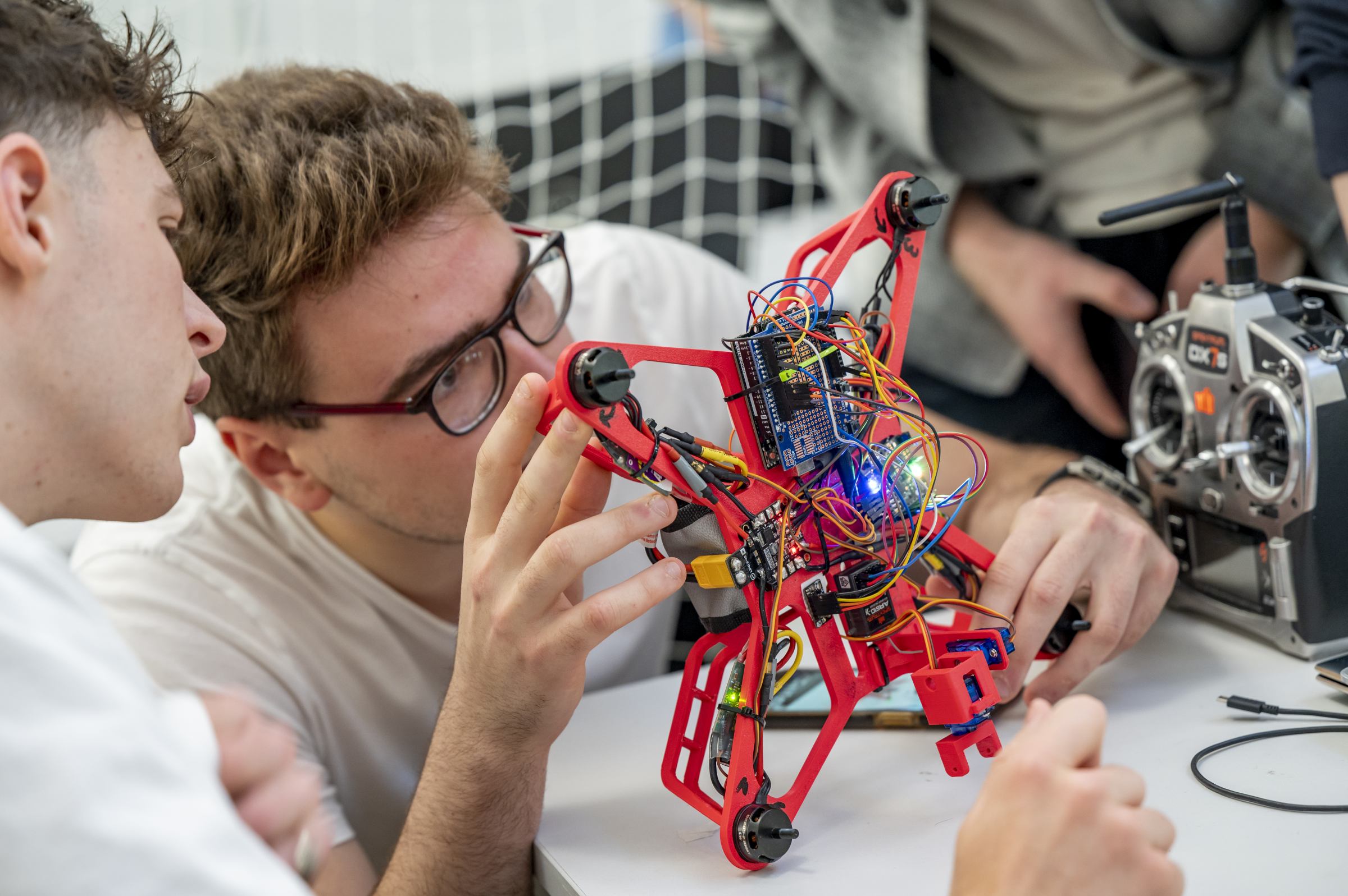 Quadcopter A year 2 design project to design a system that responds to ...